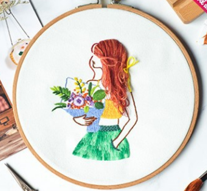 DELICATE & BEAUTIFUL – NEEDLEWORK KITS
